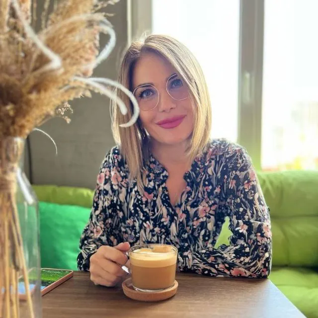 Meet Laura, Ukrainian woman, Kiev, 57 years. ID15031 - Profiles ...
